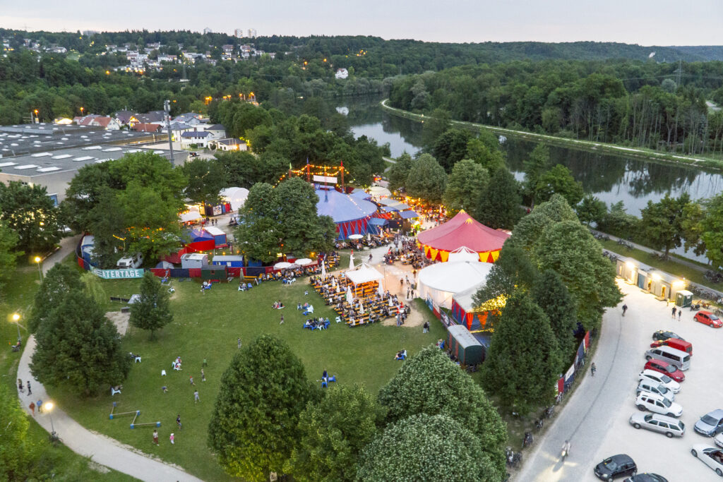 ulmer zelt vom 21. Mai bis 5. Juli 2025 - About Musïc