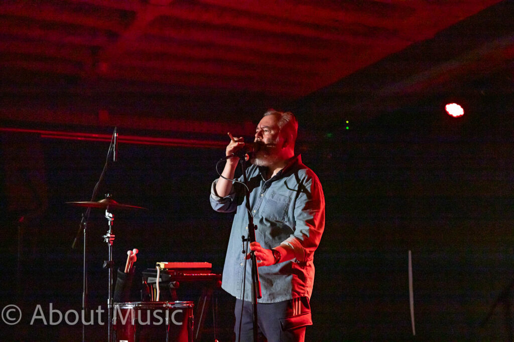 Arab Strap waren in Stuttgart und performten Philophobia - About Musïc