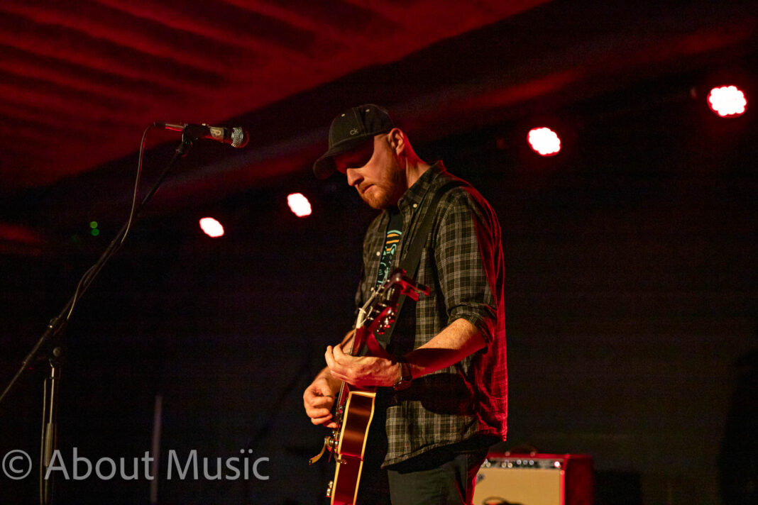 Arab Strap waren in Stuttgart und performten Philophobia - About Musïc